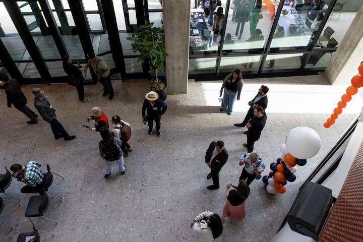 UTSA expands its downtown presence with new $131M building
