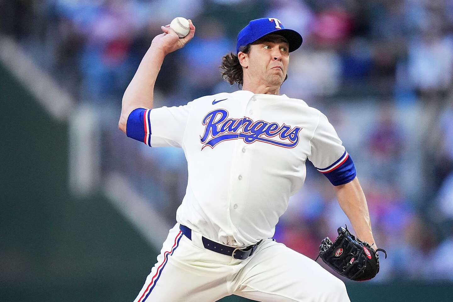 Rangers' Jacob deGrom looks part with 'electric' start vs. Mariners