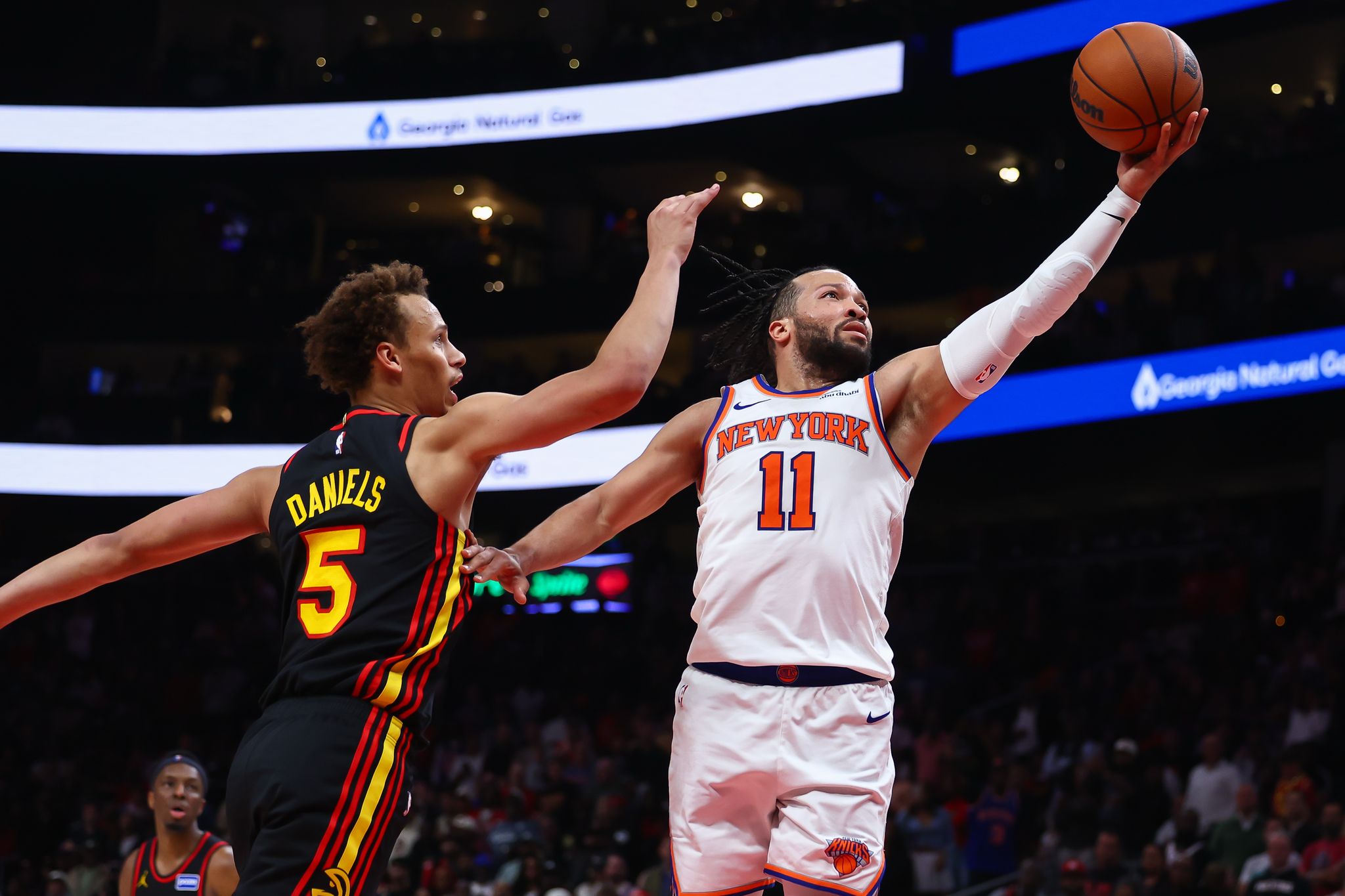 Knicks edge Hawks 108-105 after quick review wipes out McCollum's half ...