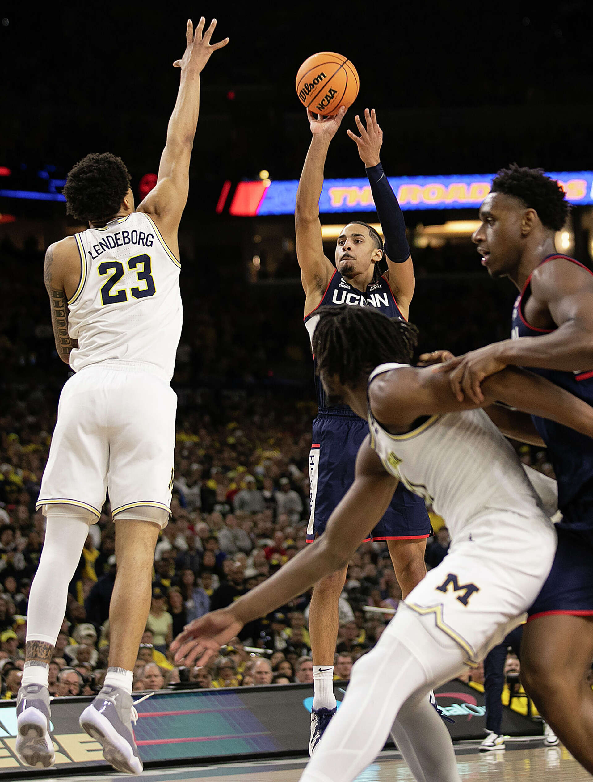 Jayden Ross reportedly returning to UConn men's basketball