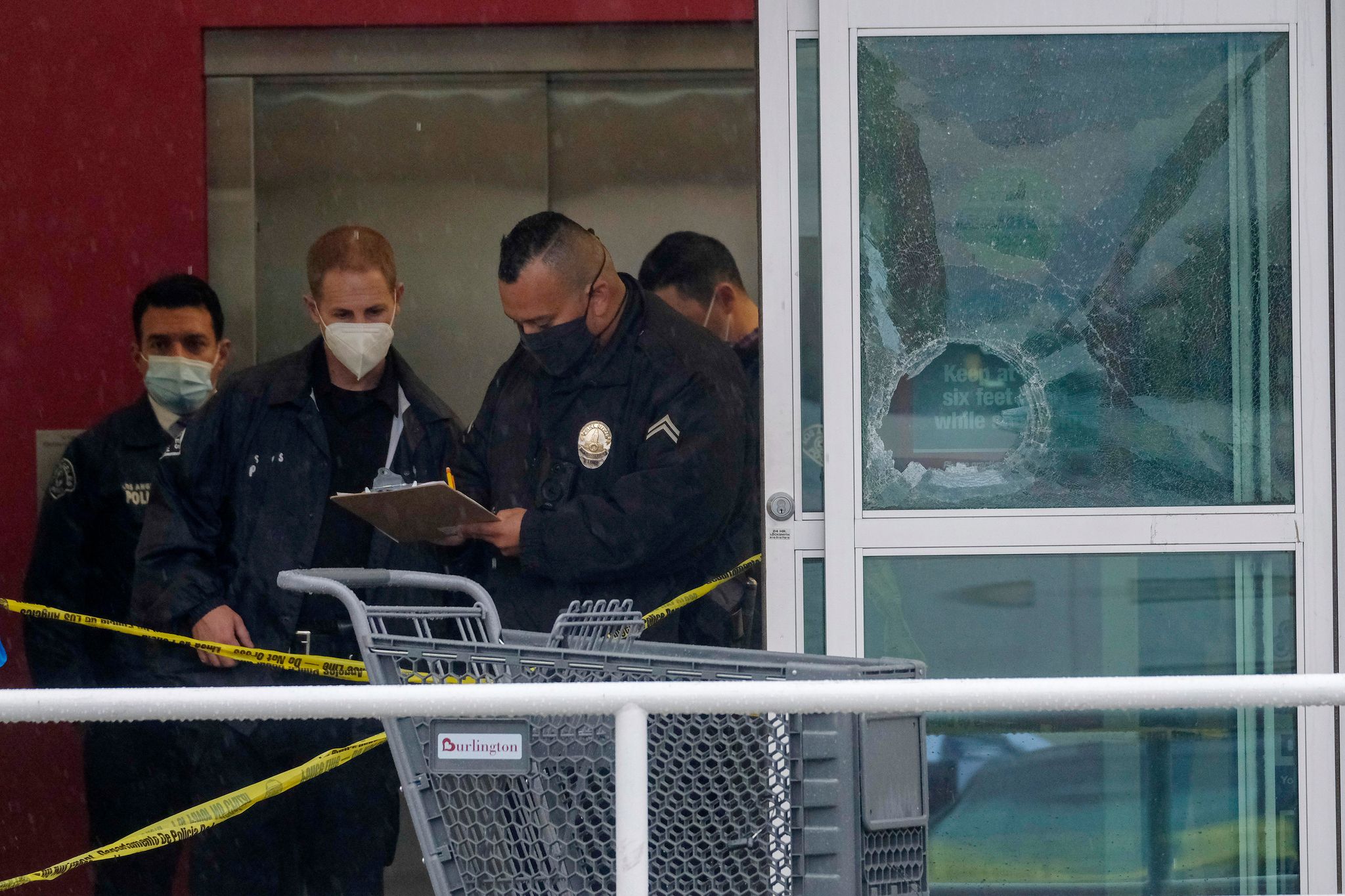 Trial to begin in lawsuit over fatal Los Angeles police shooting of 14 ...