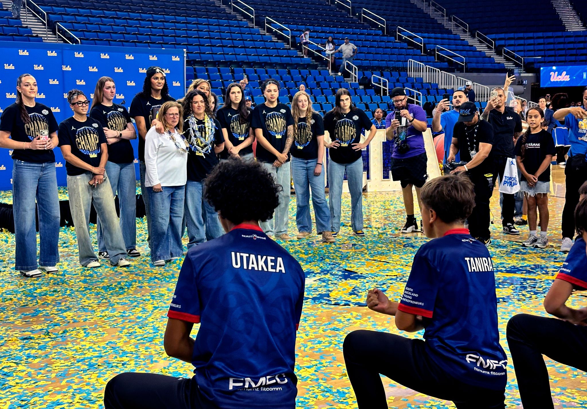 A TikTok dance, a Maori tribute and 1 new banner: UCLA’s title night at ...