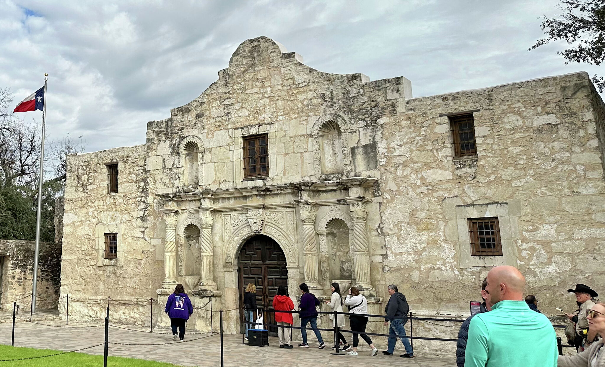 Texas GOP taps Hollywood director for new Alamo doc