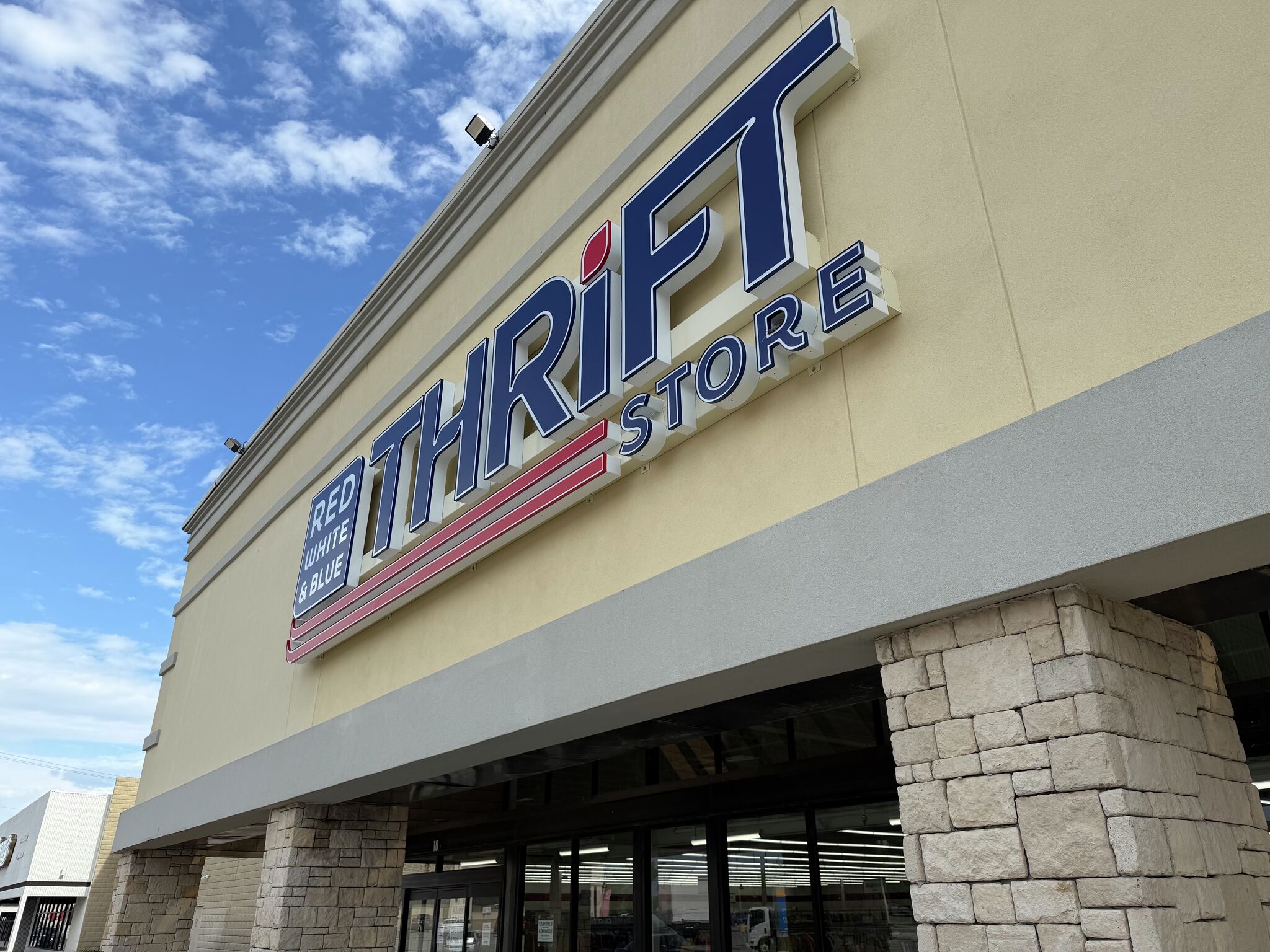 Red White & Blue Thrift opening first San Antonio store