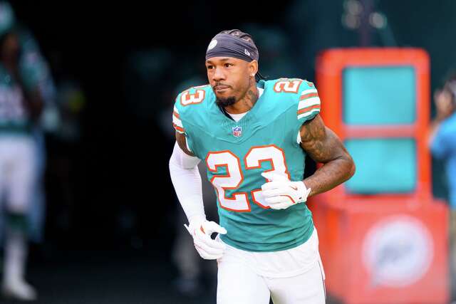 The 49ers agree to one-year deal with CB Jack Jones to add depth to the ...
