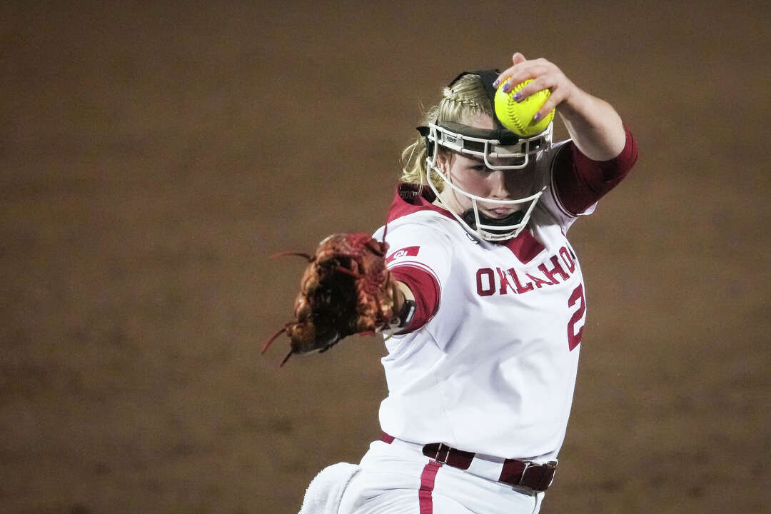 Texas vs Georgia: Replay as Bulldogs take Game 2 to even SEC series