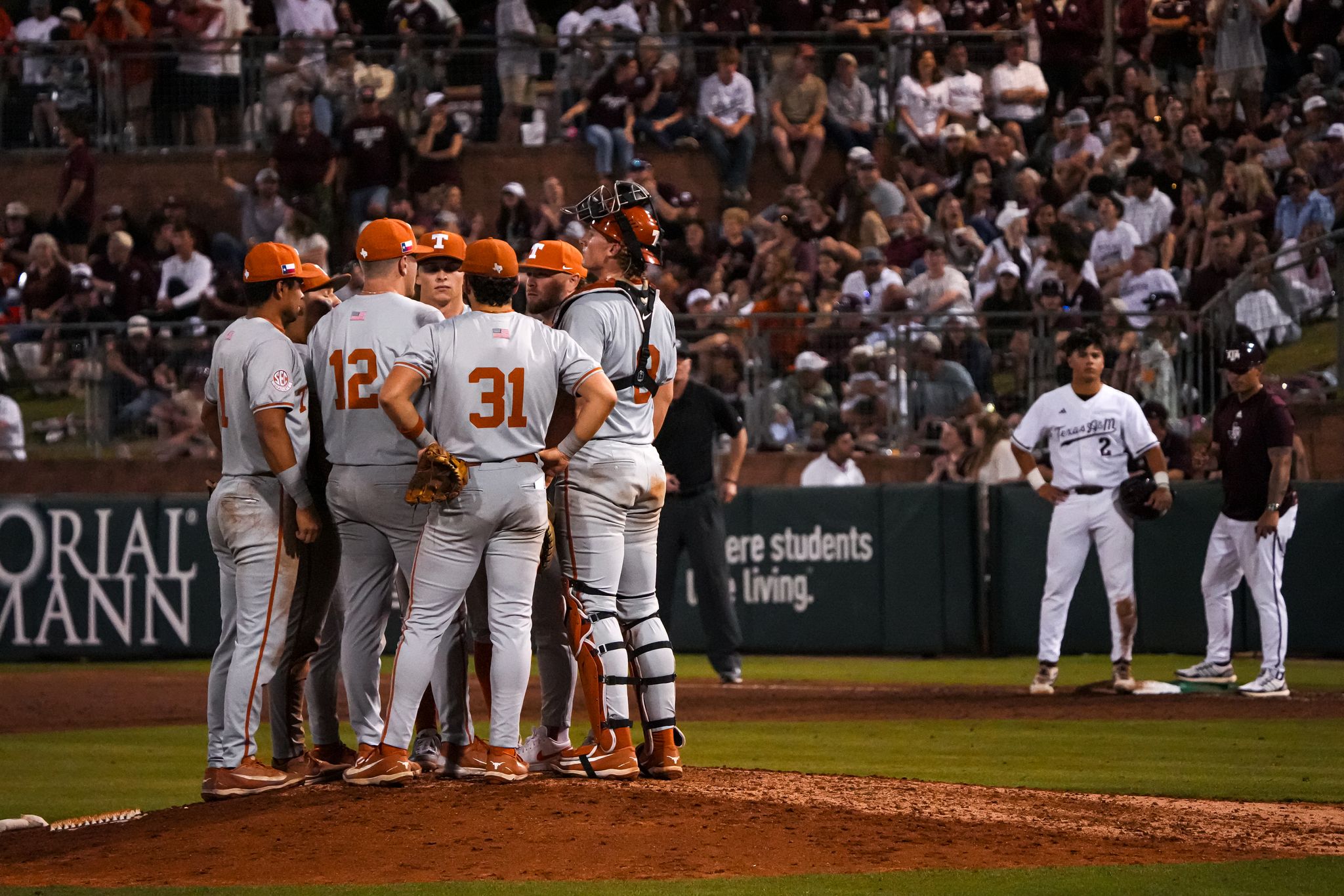 How to watch Texas baseball vs Texas A&M on Saturday: TV channel, time