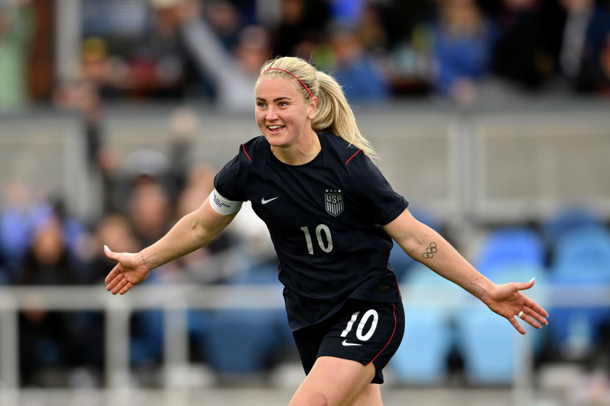 Rose Lavelle Lindsey Heaps Lead Way In Win For Uswnt Vs Japan