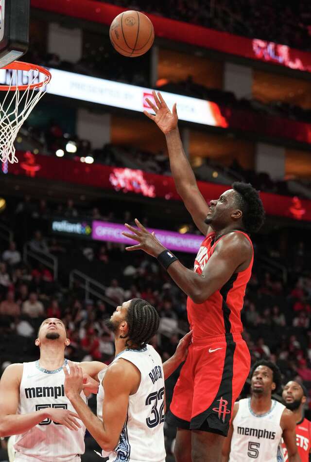Rockets' Clint Capela enjoys first 3-pointer of his NBA career