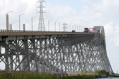 Texas' frightening Rainbow Bridge reopens to traffic