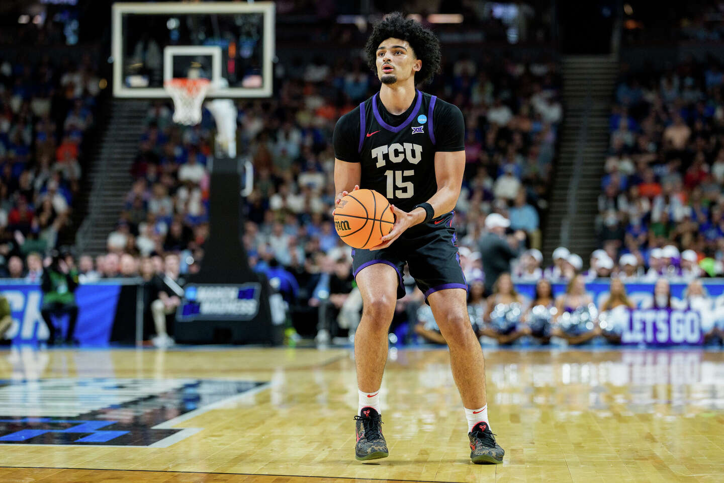 NCAA transfer portal hub: Texas men's basketball roster updates