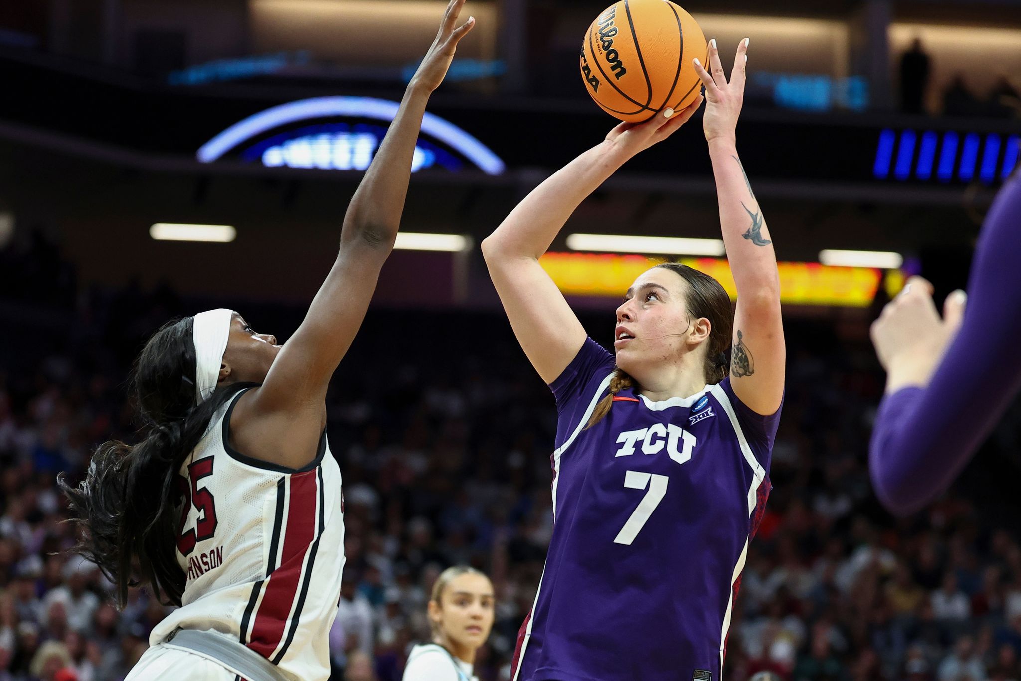 Valkyries trade draft pick Flau’jae Johnson to Storm for Marta Suárez