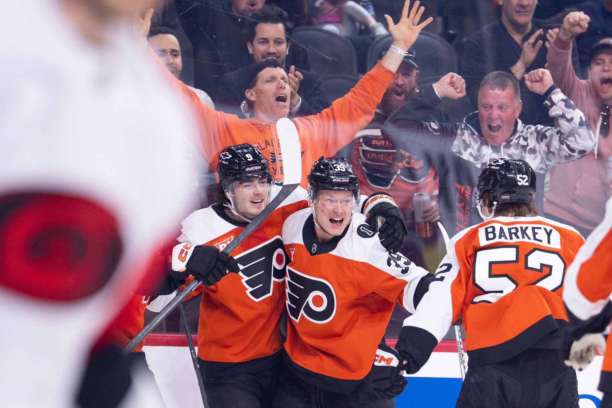 Playoff party time in Philadelphia! Flyers, fans rejoice at long ...