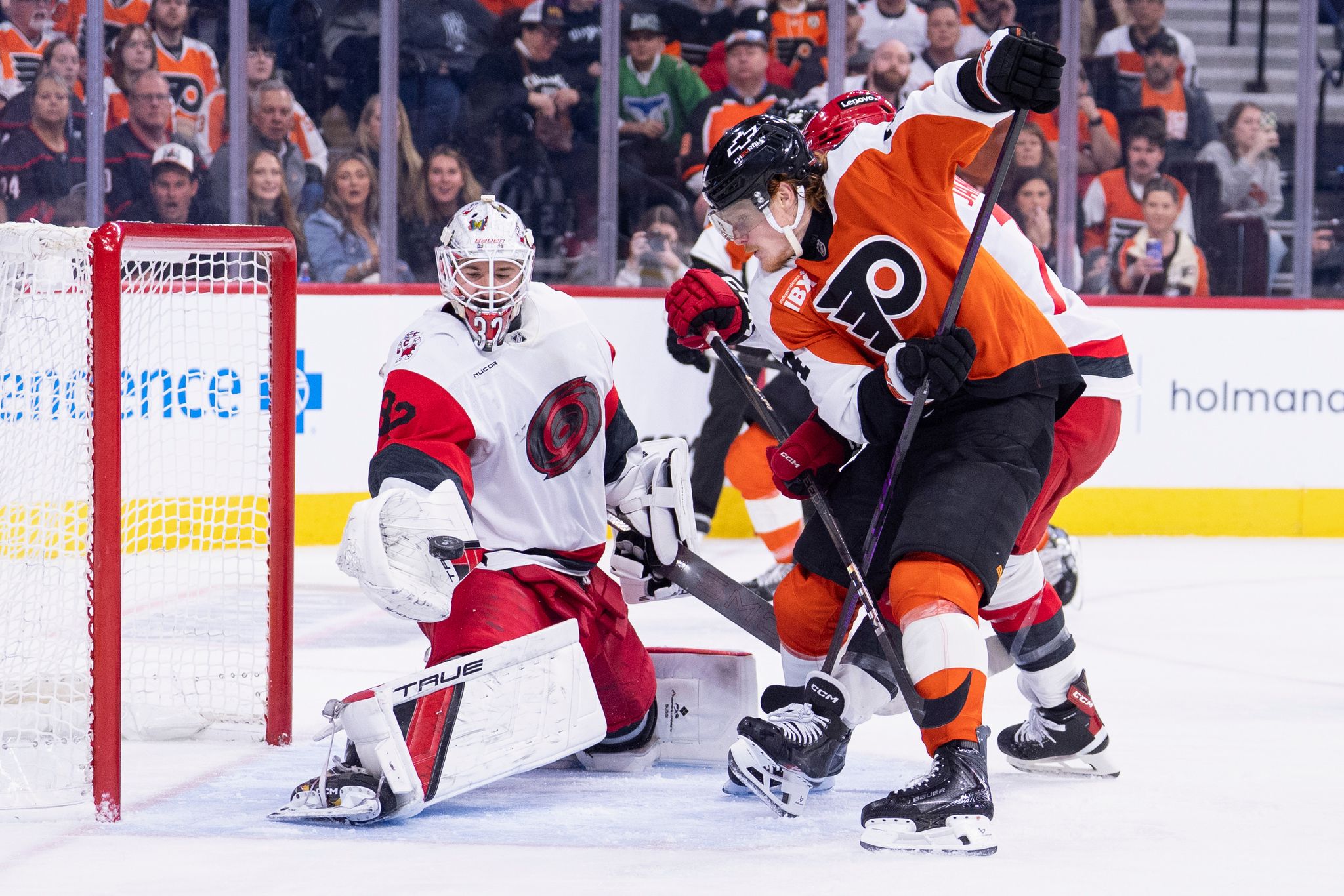 Flyers beat East top seed Hurricanes 3-2 in SO and secure their first ...