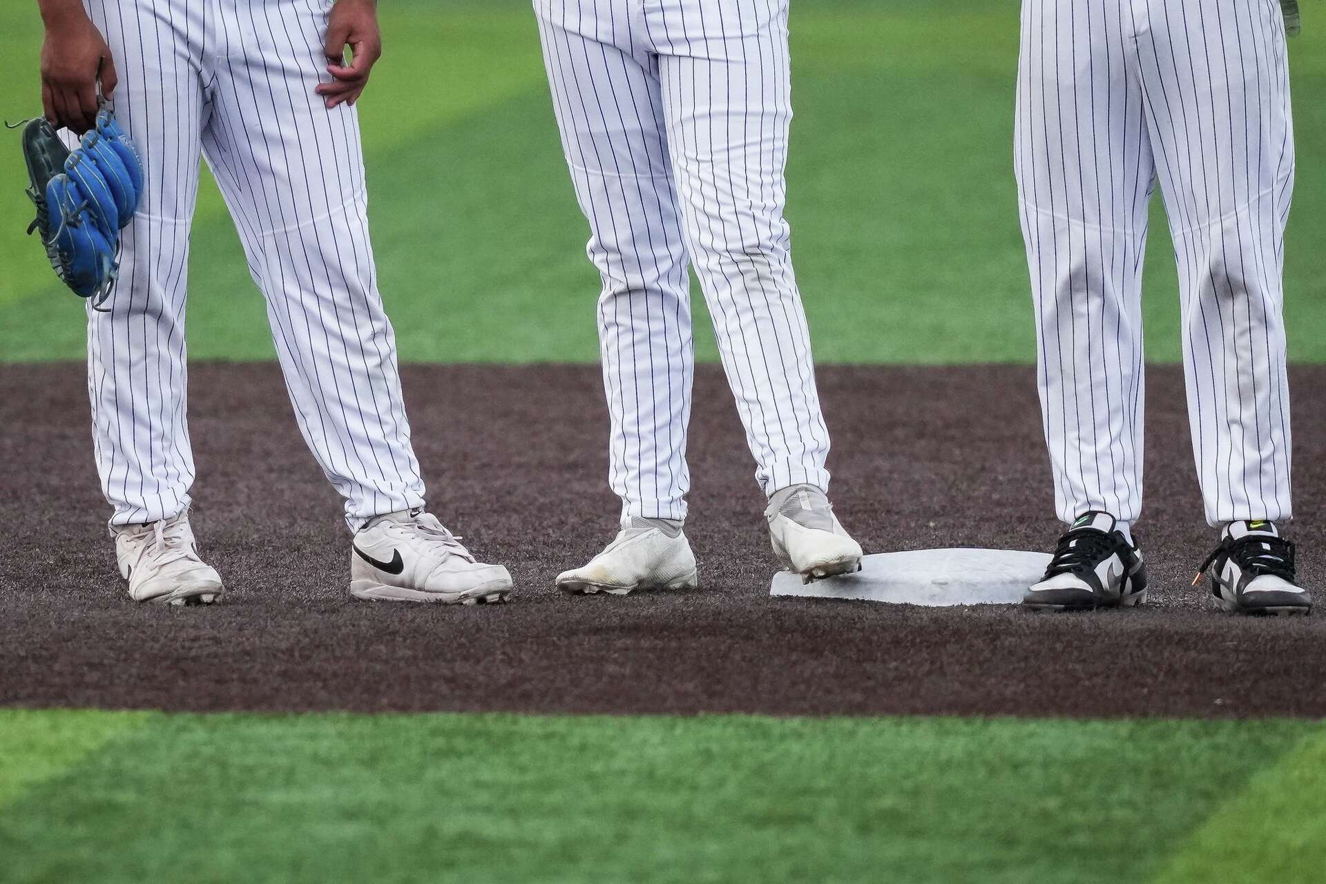 Lehman plays 1st game after suspensions, investigation into bullying