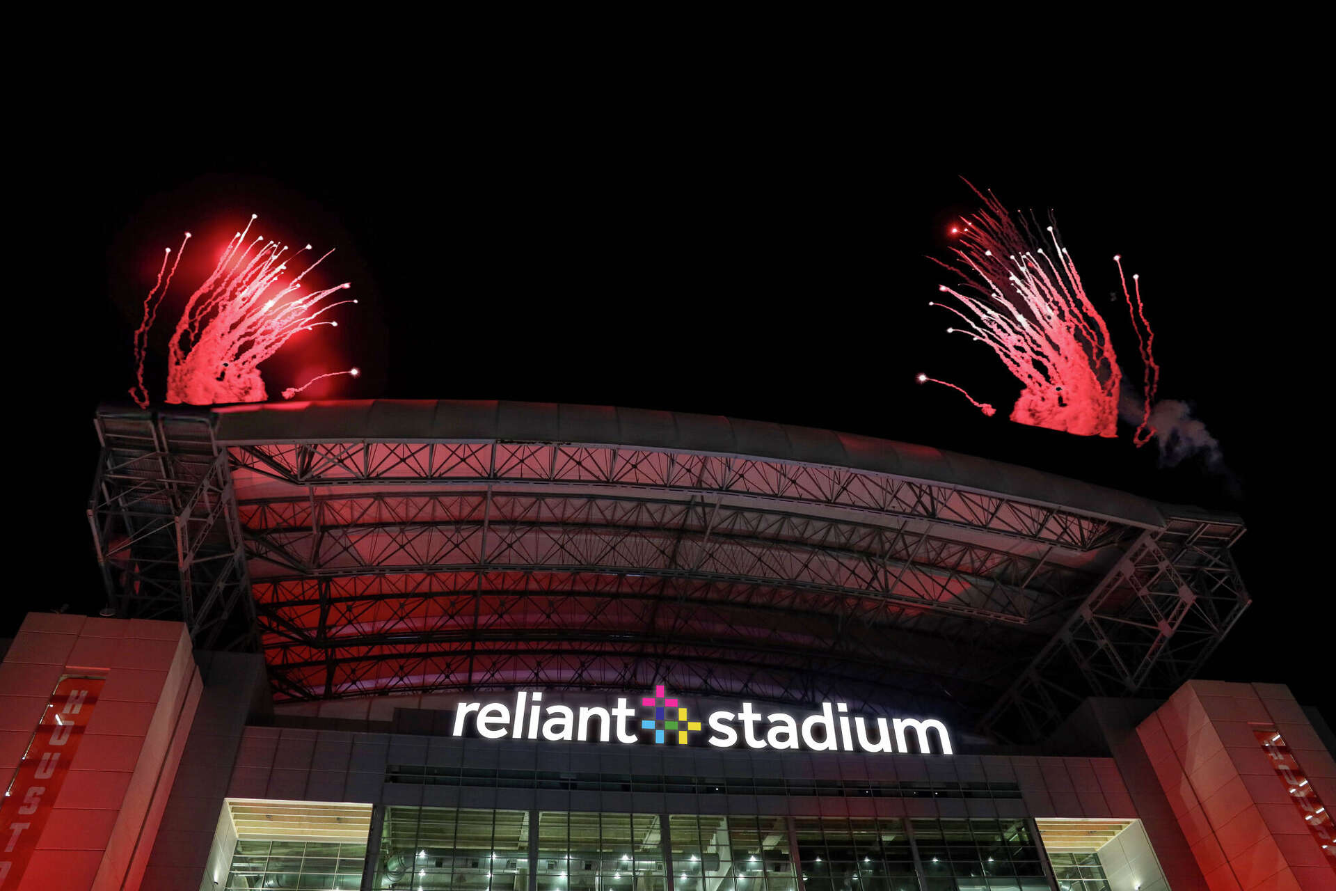 Houston Texans reviving Reliant Stadium branding. Here's why.