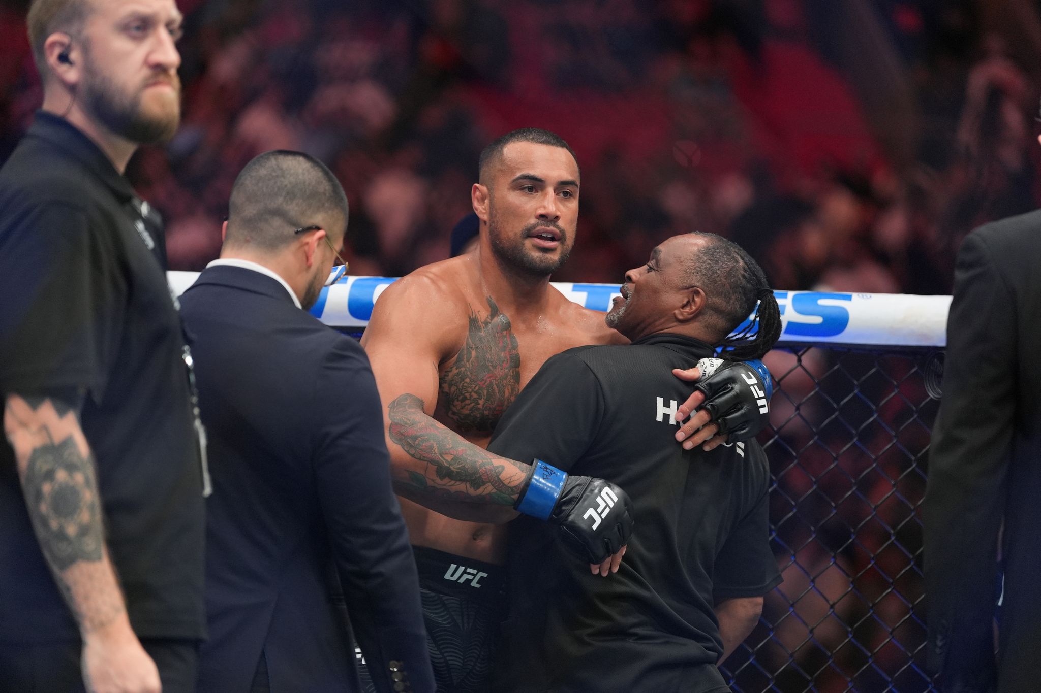 Report: Newly crowned UFC champ Carlos Ulberg says he lost title belt ...