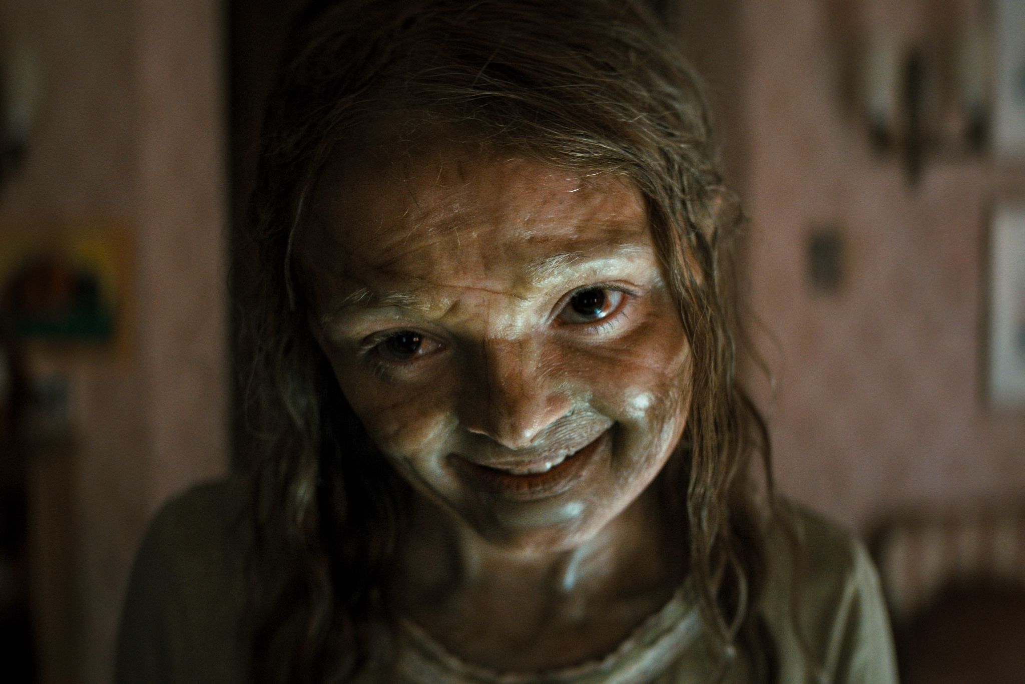 Movie Review: 'Lee Cronin’s The Mummy' offers a teenage-girl mummy and ...