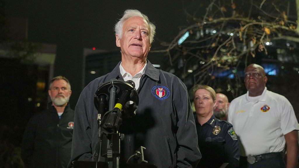 Austin mayor addresses Texas Gov. Abbott's ICE-related threats