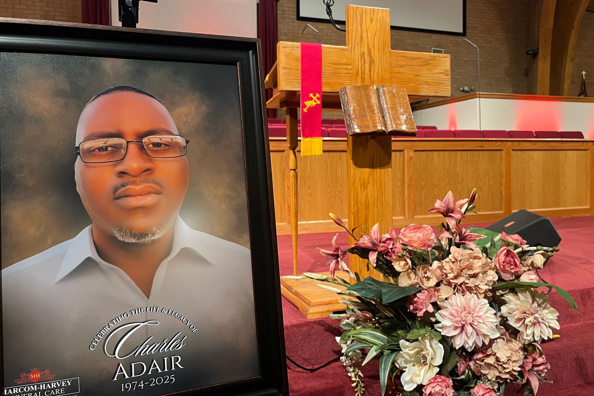 Family sues over Kansas jail death after deputy allegedly knelt on ...
