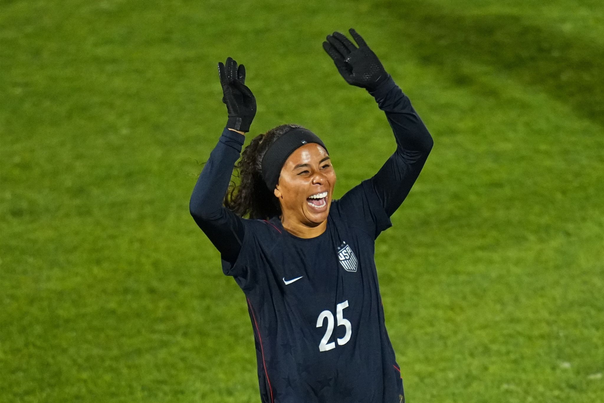 Kennedy Wesley scores 1st international goal and adds assist as USWNT ...