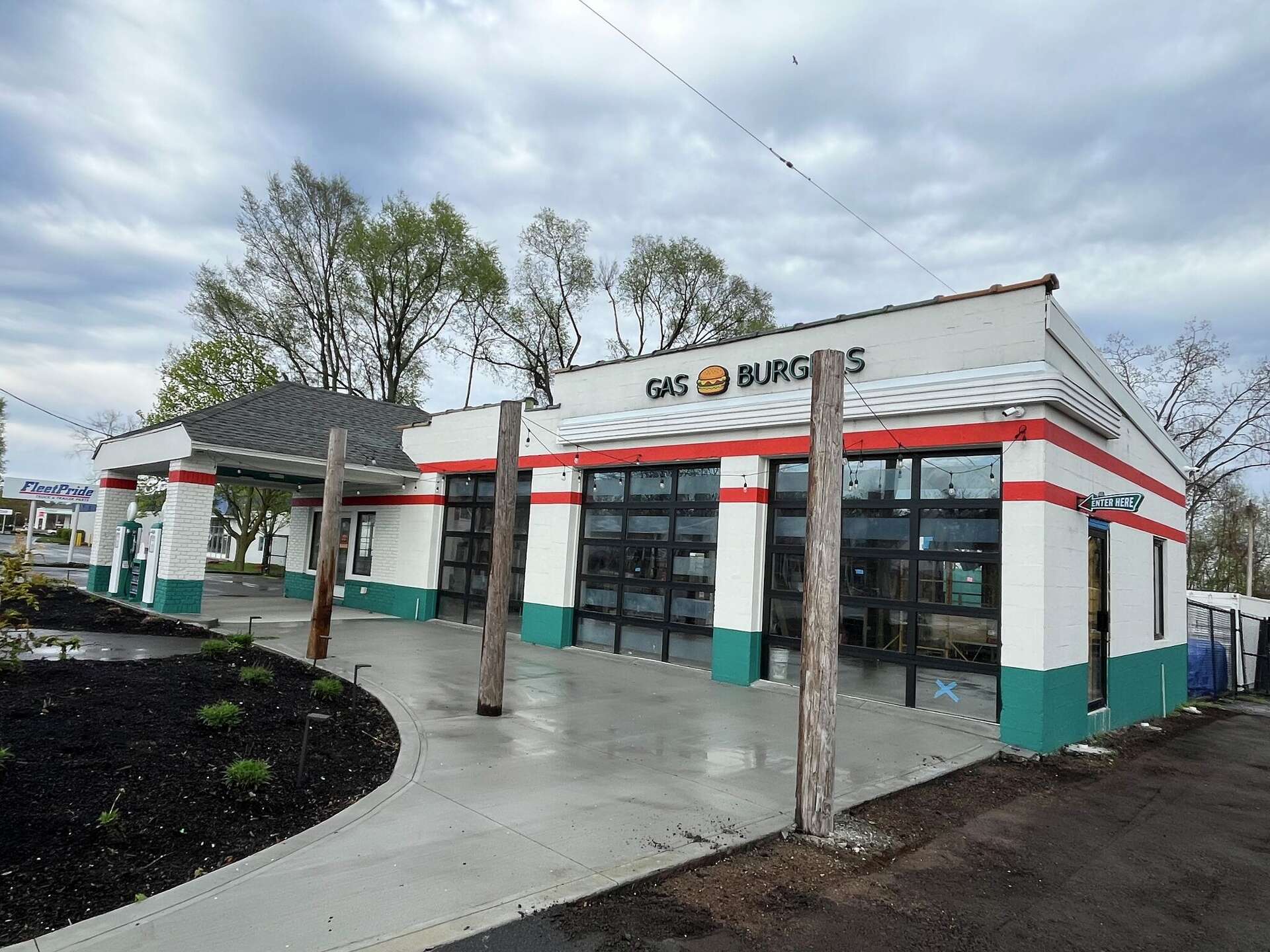 Gas Burgers to bring burgers, ice cream, cars to State St. North Haven