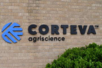 Corteva celebrates 100 years of Pioneer at Plainview seed plant
