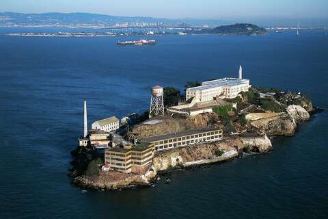 All tours to San Francisco's Alcatraz Island suddenly canceled