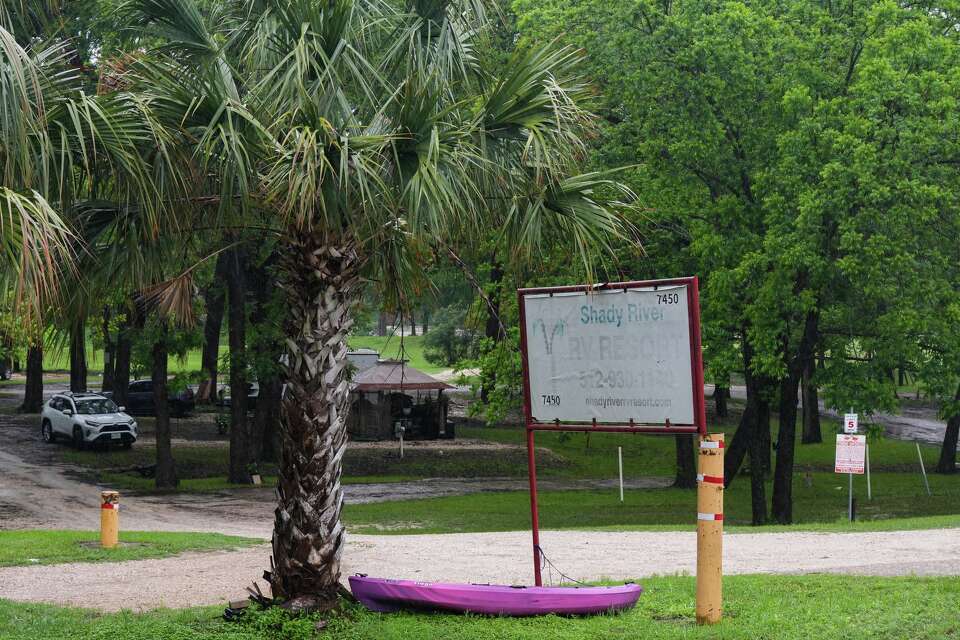 Georgetown flooding: San Gabriel River rise forces RV park evacuations