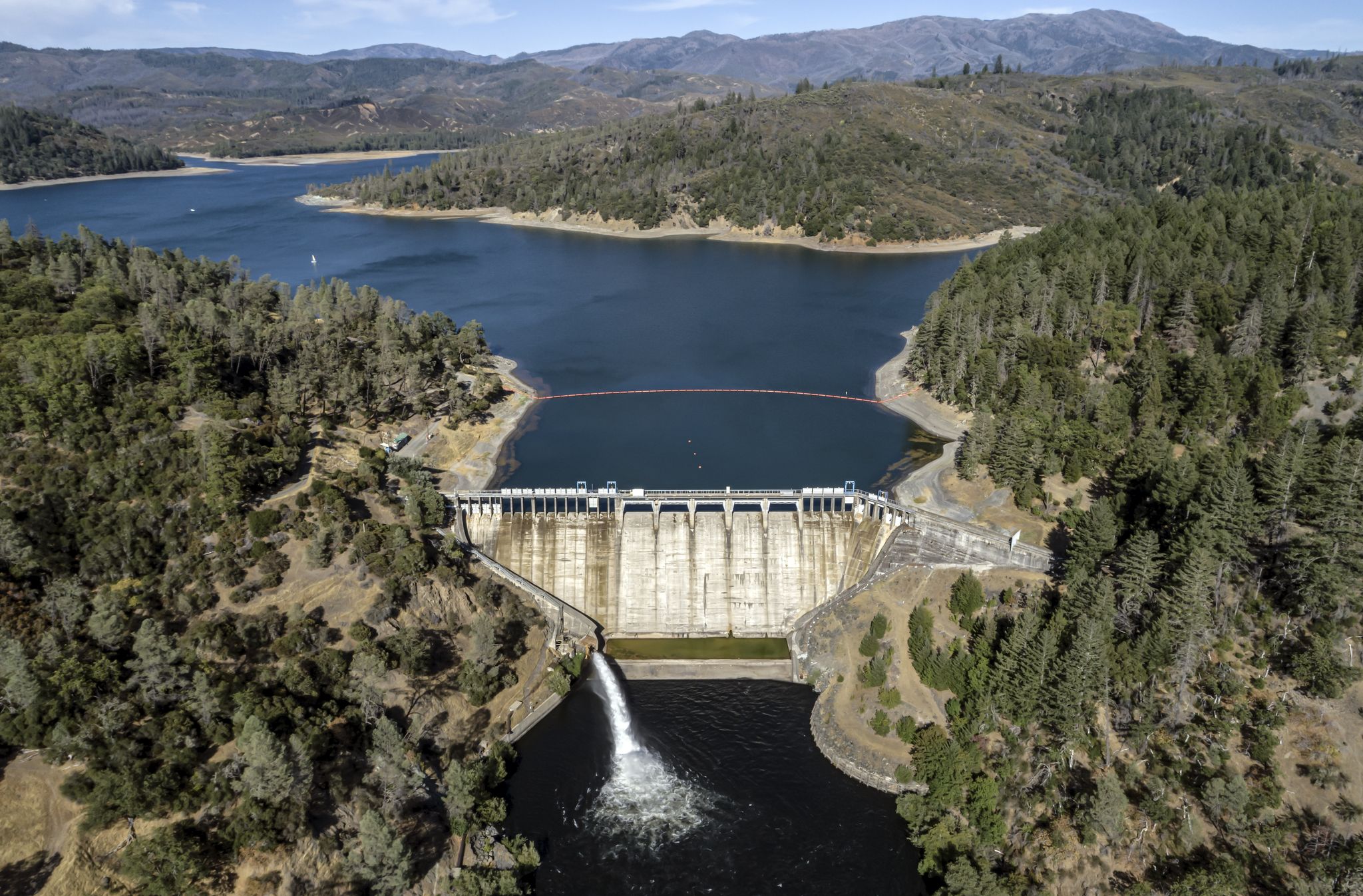 Trump administration has plan to stop dam removal on California river