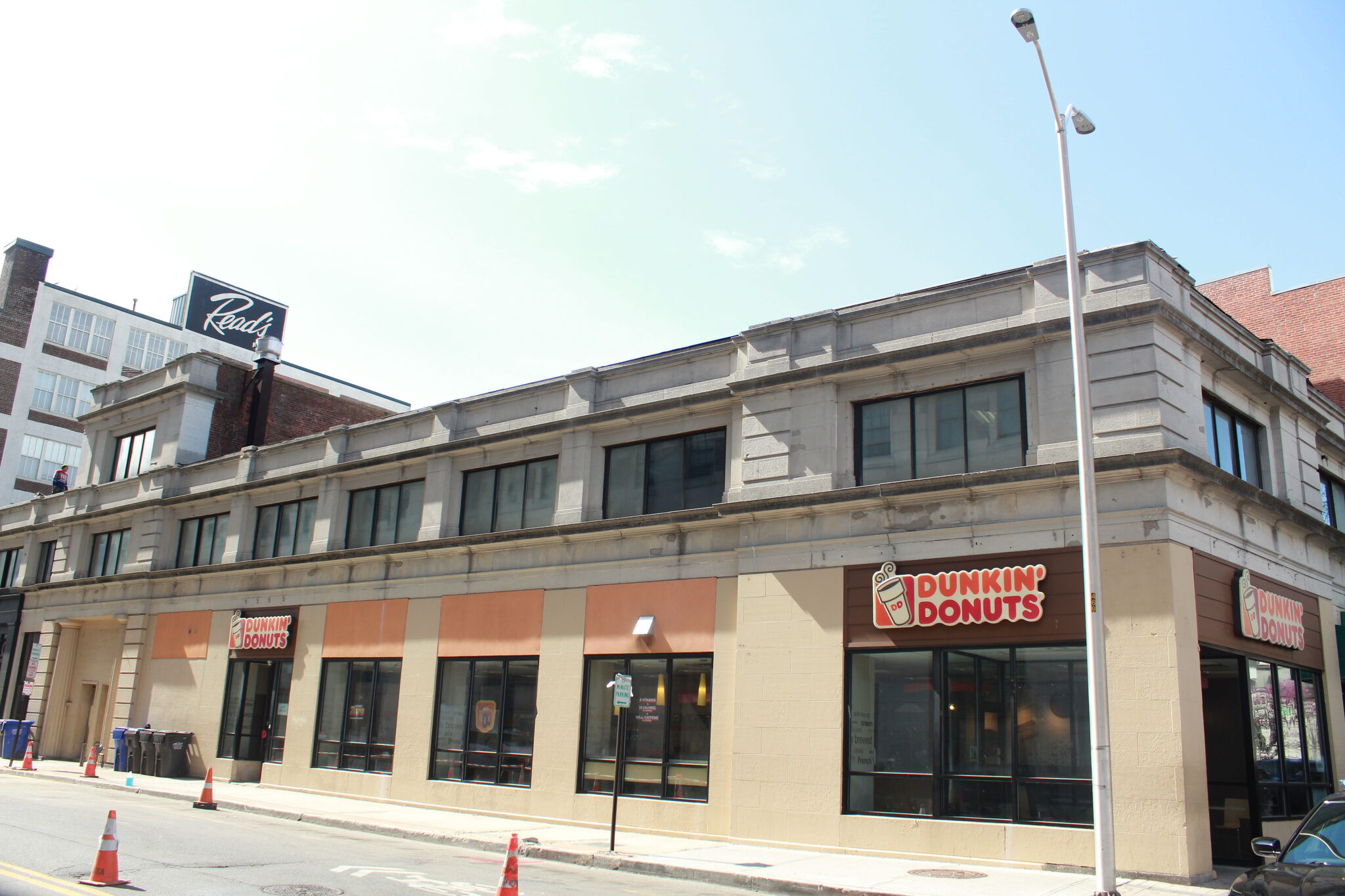 New owner plans 13 apartments in downtown Bridgeport building