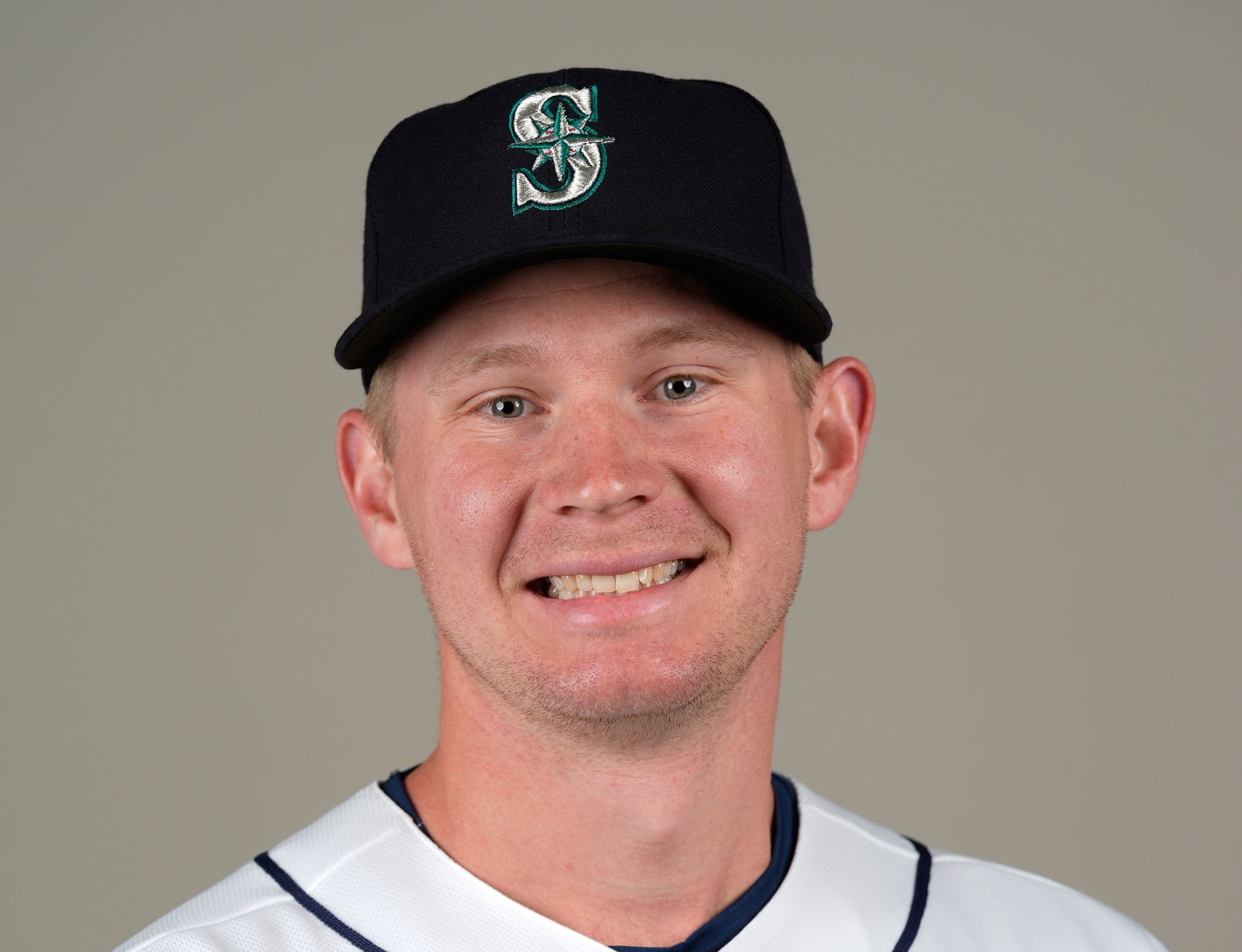 Mariners recall righty Alex Hoppe from Triple-A Tacoma, designate Casey ...
