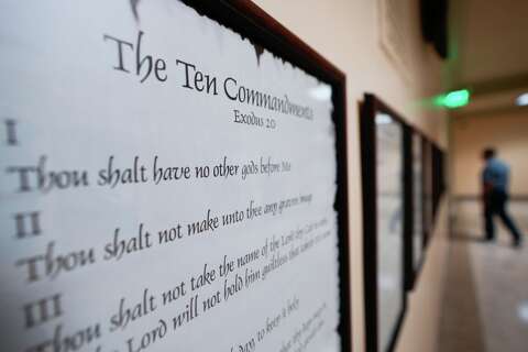 Texas can require public schools to display Ten Commandments in ...