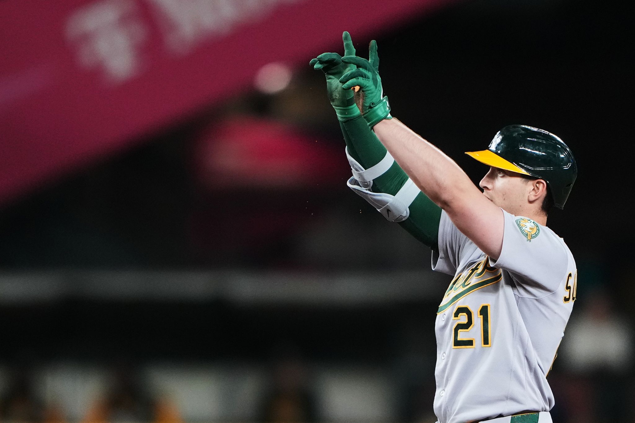 Shea Langeliers hits his 8th homer as Athletics beat scuffling Mariners 5-2