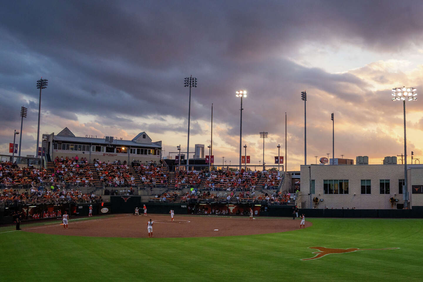 Texas softball vs Oklahoma State game score: Final, replay as Cowgirls
