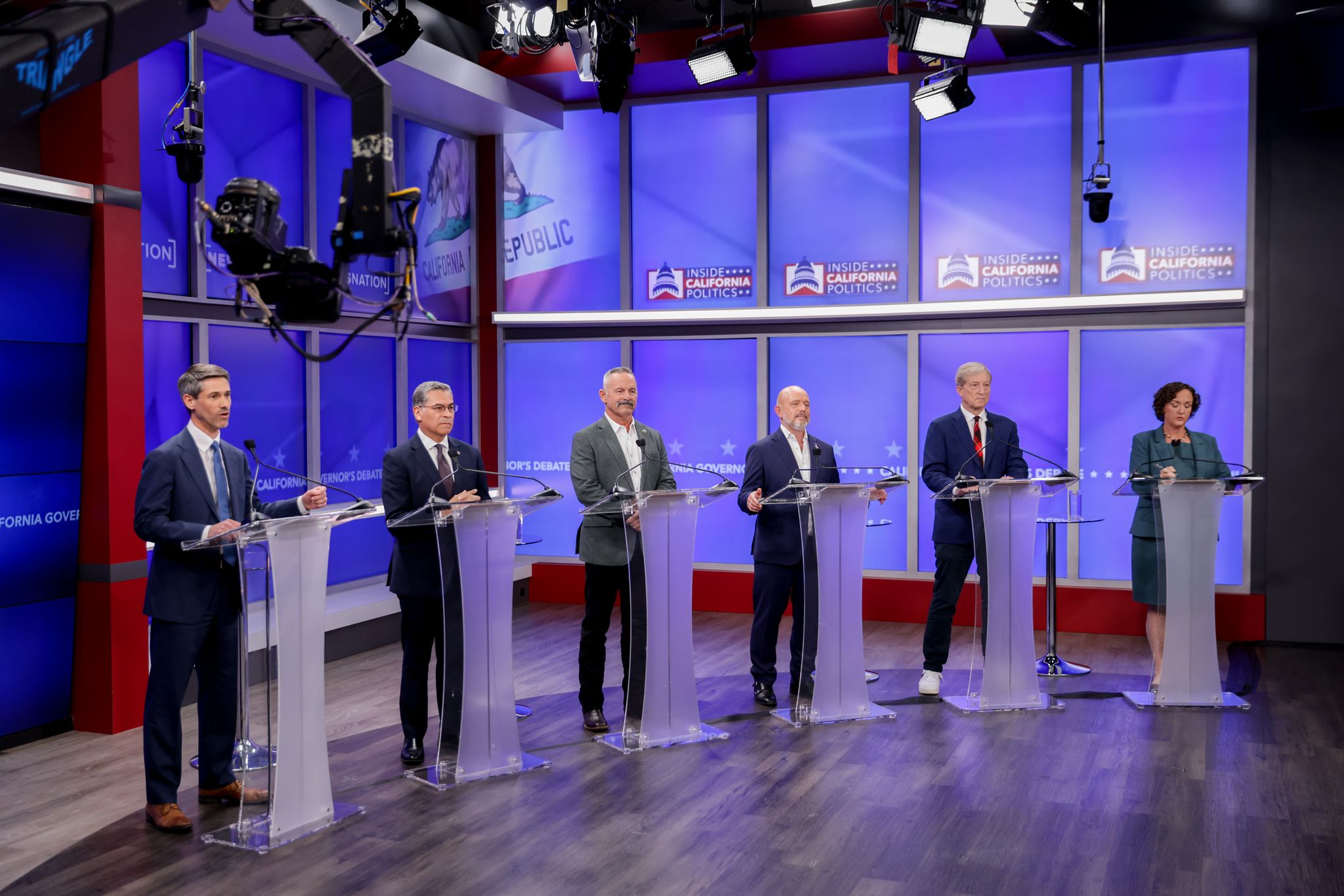 California's woes at the center of debate among leading candidates for ...