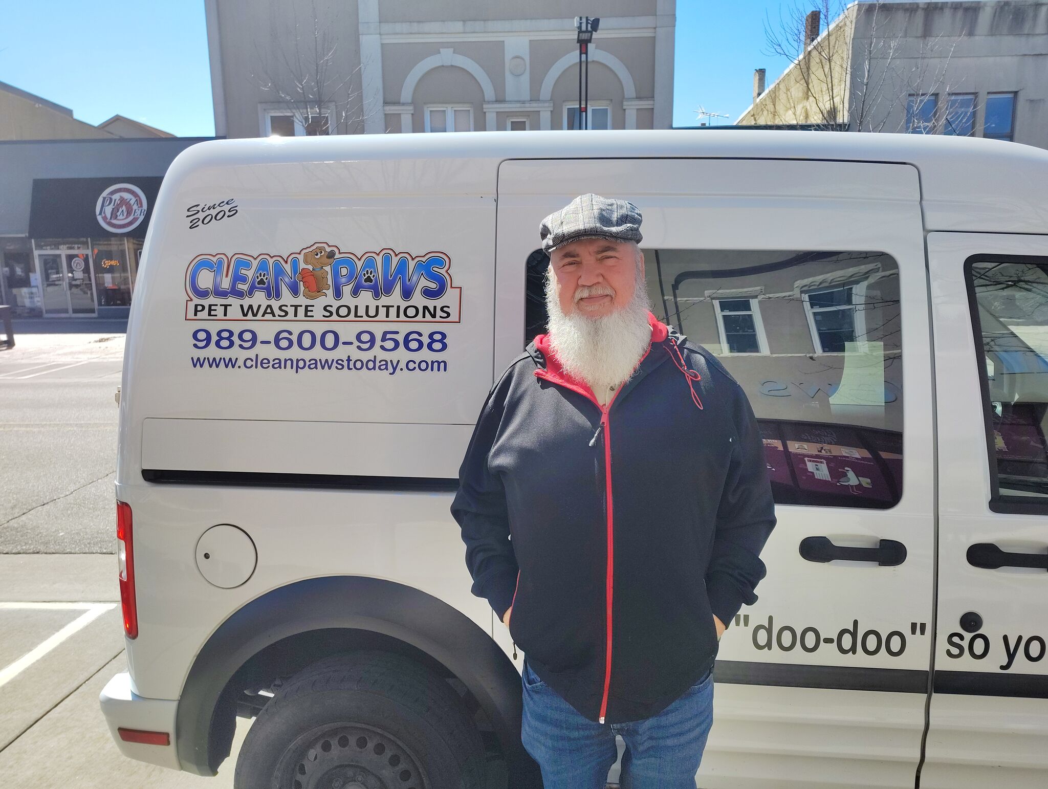 Midland pet waste removal services clean up yards