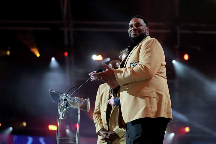 NFL draft photos: Best pictures from 1st-round of NFL draft
