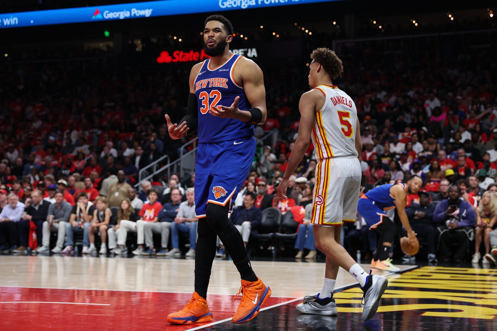 Knicks ride Karl-Anthony Towns’ rare triple-double to crucial Game 4 ...