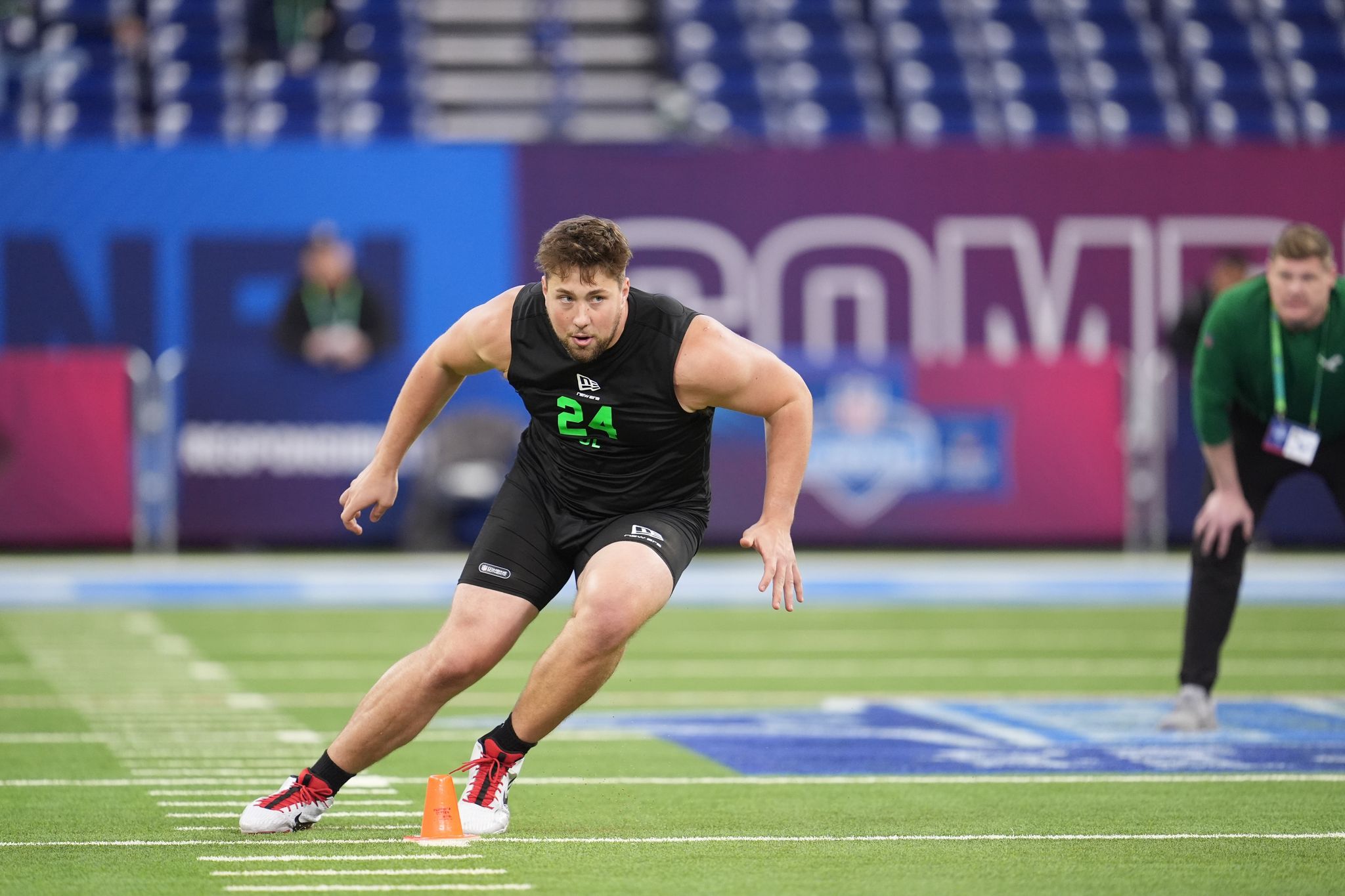 Panthers select Georgia OT Monroe Freeling with the 19th pick in the ...