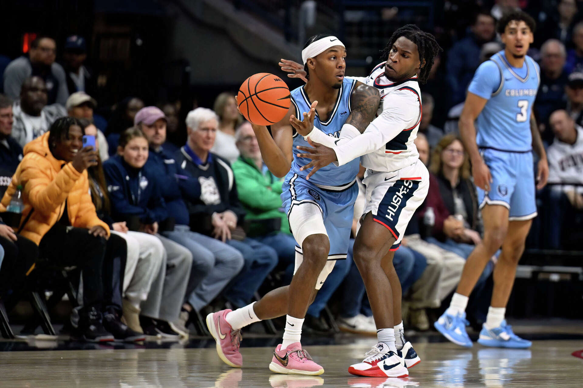 CT's Avery Brown commits to Pitino, St. John's out of portal