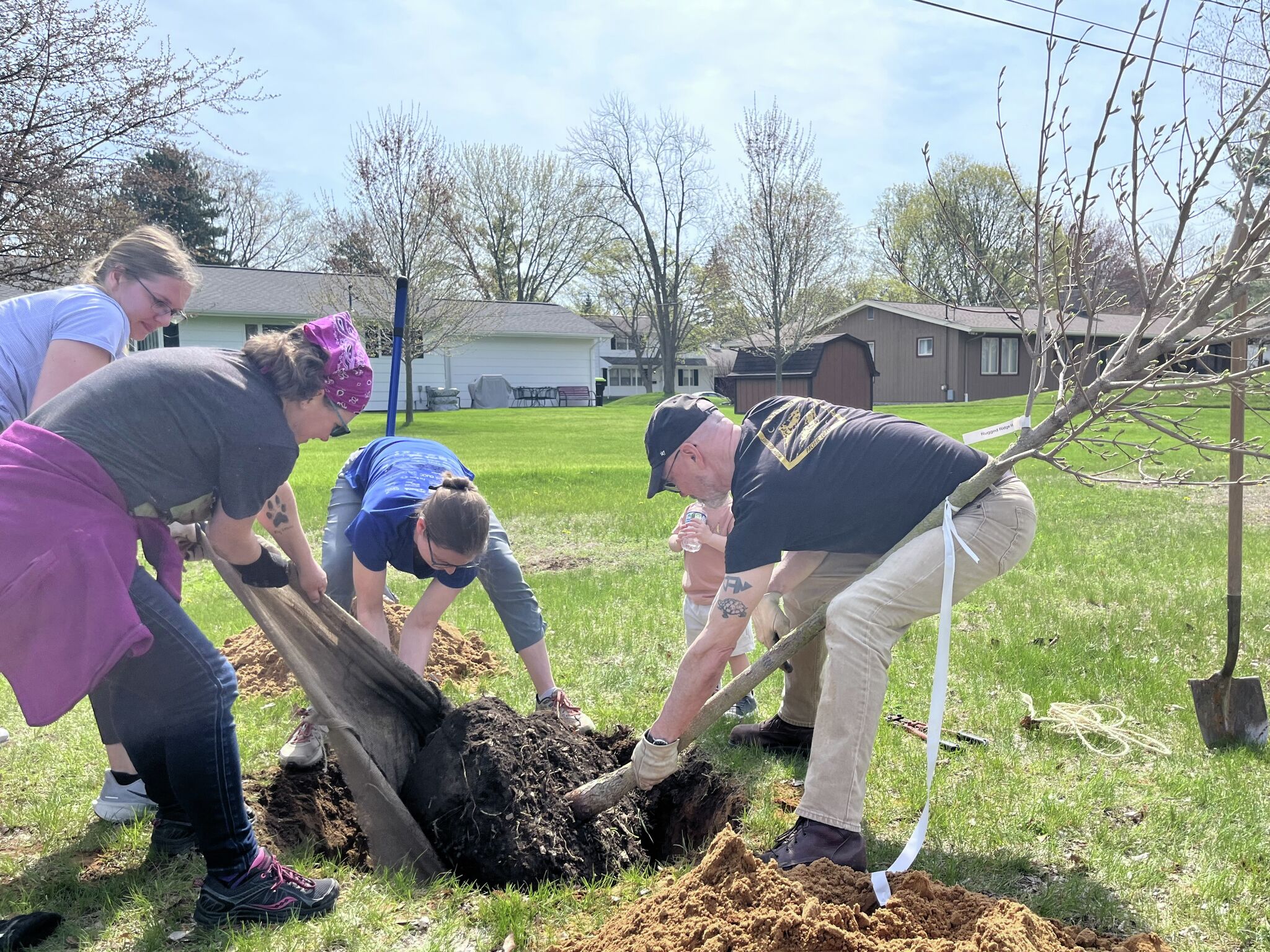 Steve Klein, Pat Emerson, and Bob Armstrong earn top cribbage scores