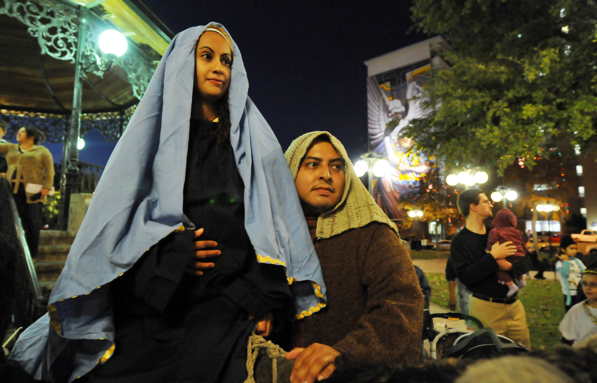 Holy couple welcomed to cathedral