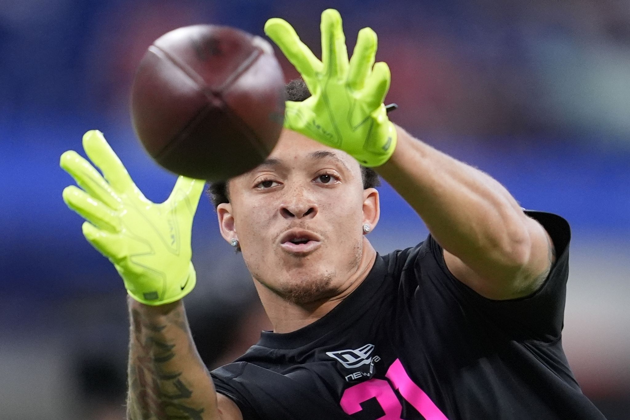 Falcons draft Clemson's Avieon Terrell with first pick of NFL draft to ...
