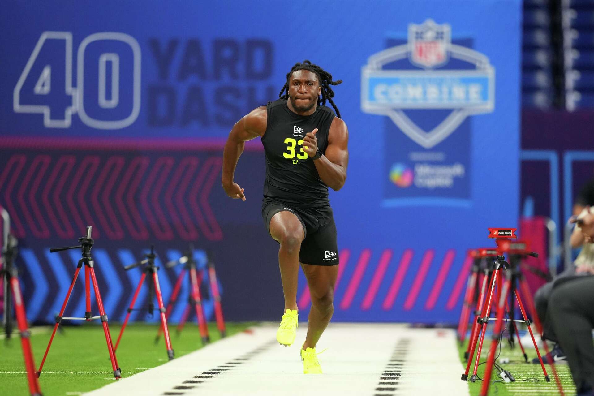 Who is Jaishawn Barham? Five things to know about the new Cowboys LB
