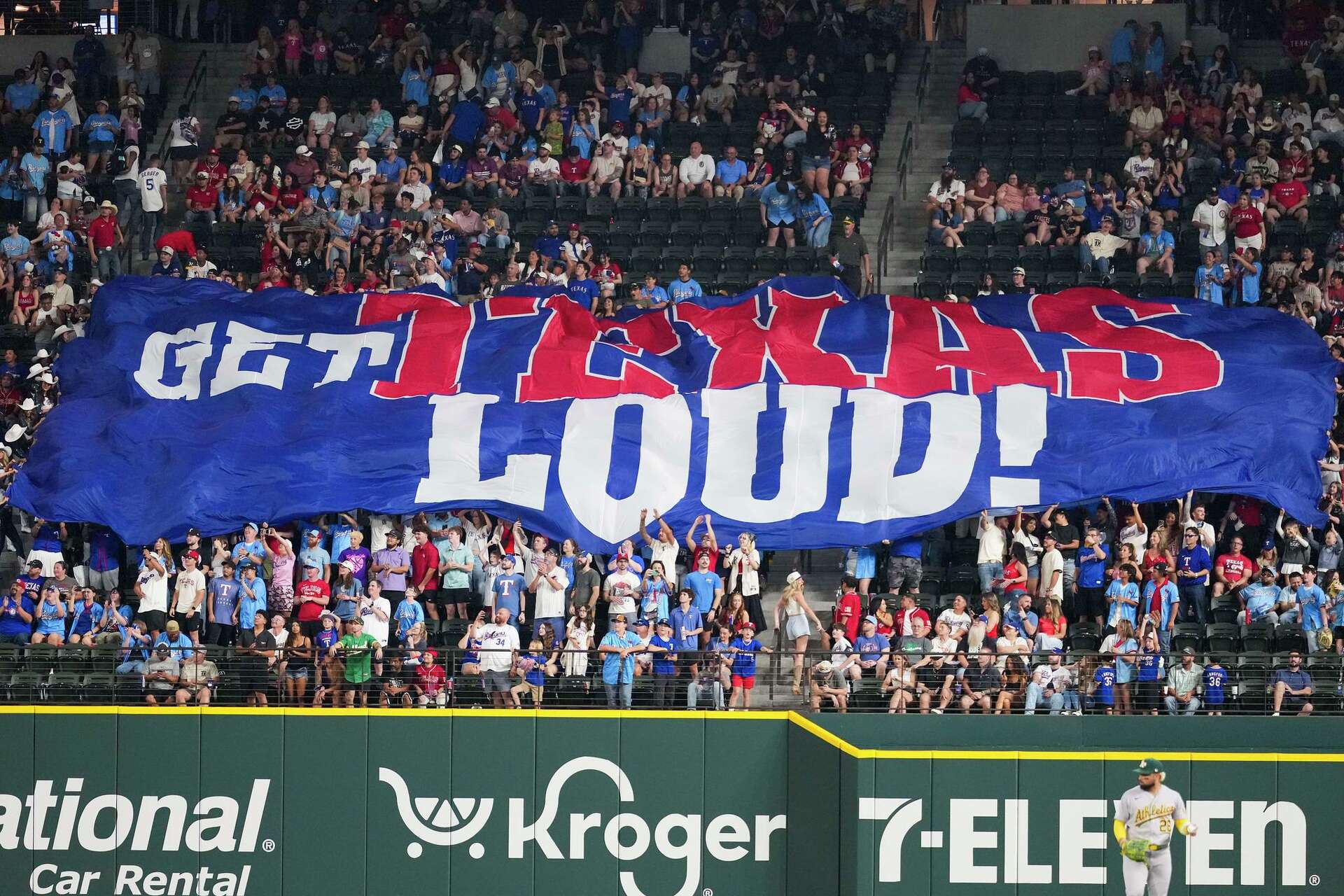 Rangers address Monday's viral fight between Yankees, Texas fans