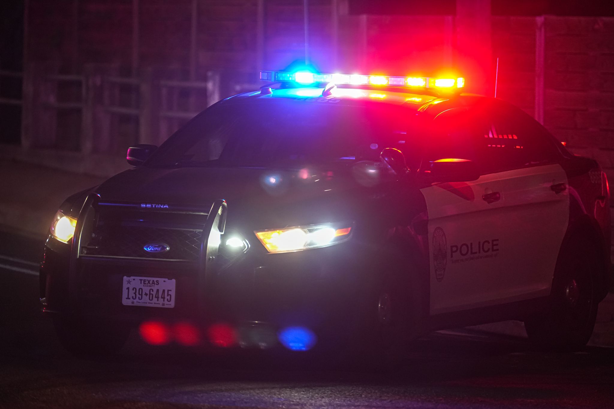 Pflugerville restaurant shooting leaves 1 dead, 4 injured, APD says
