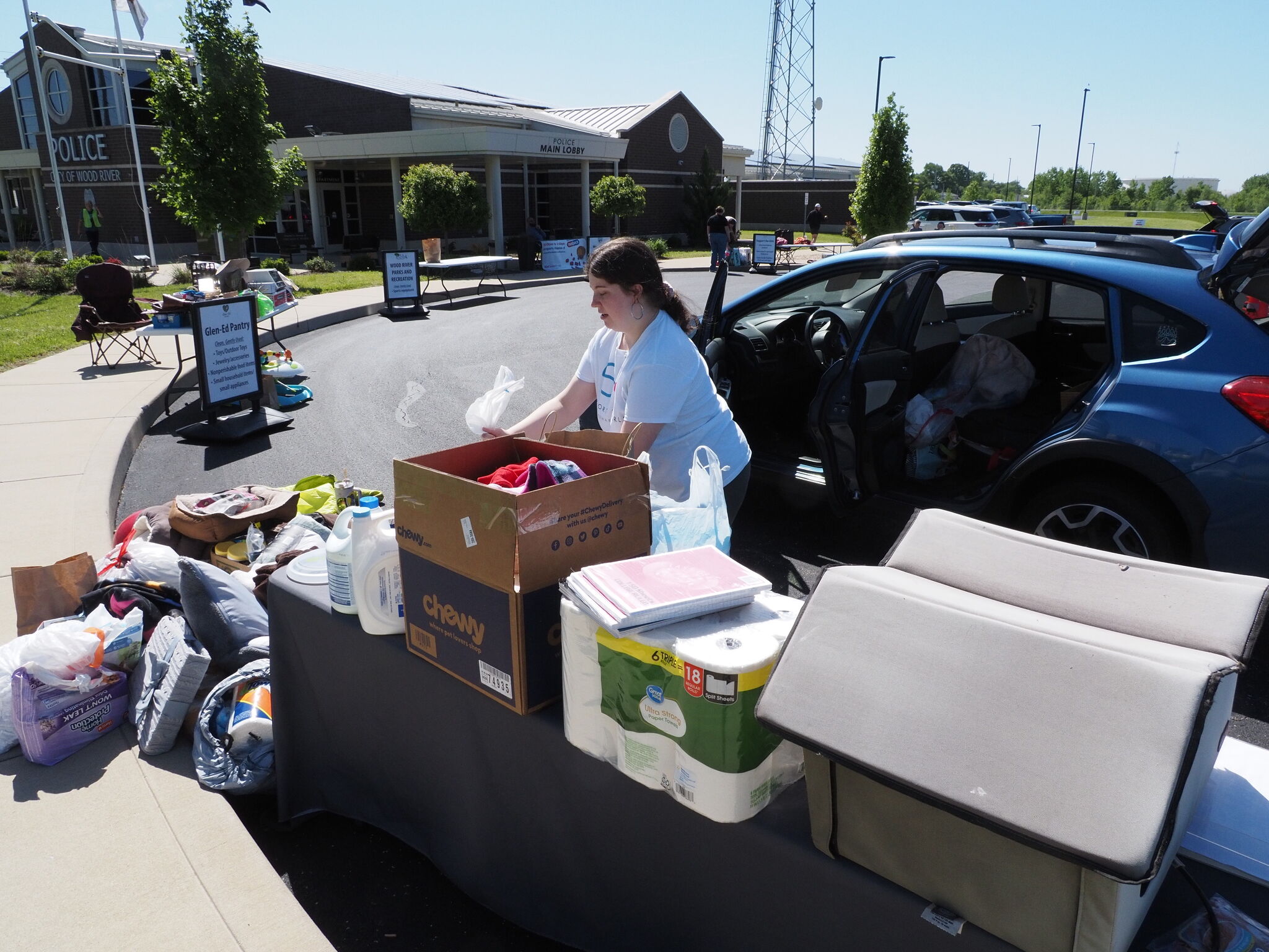 Movie Review: A flatulence-filled 'Animal Farm' for tots turns a ...