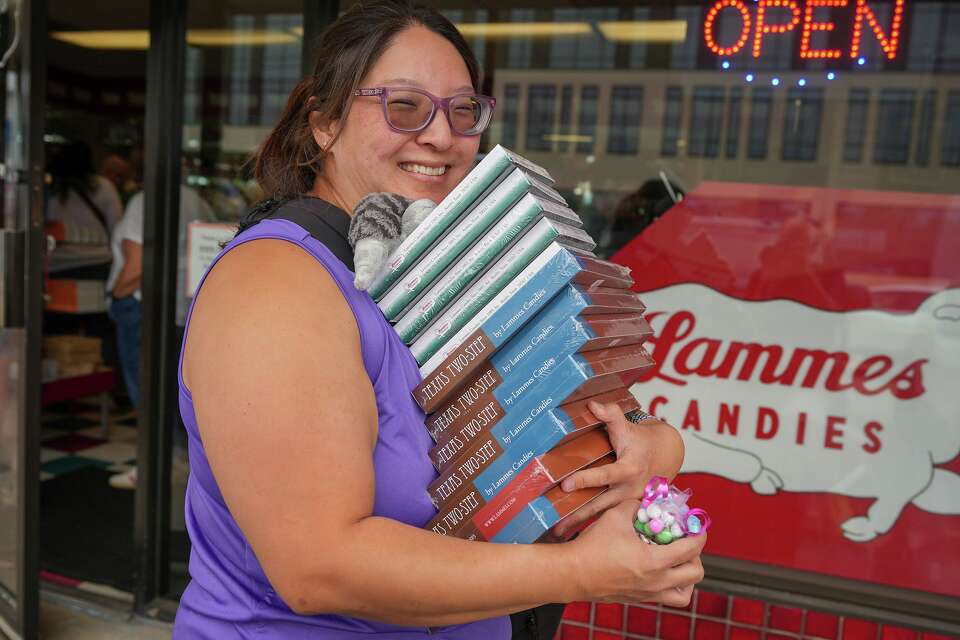 Lammes Candies Austin closing photos show final rush