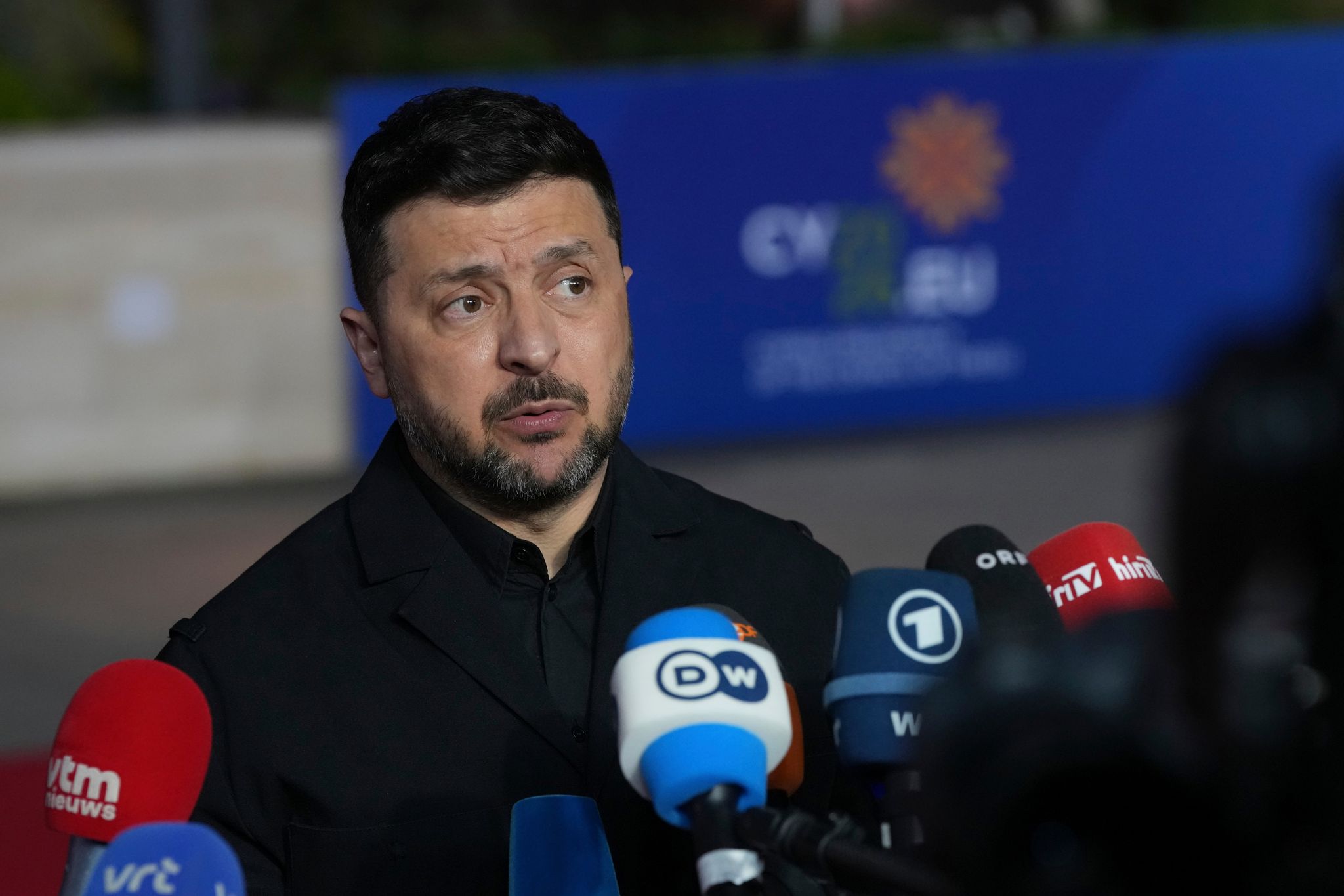 Hungary returns a seized cash and gold shipment worth $82 million to ...